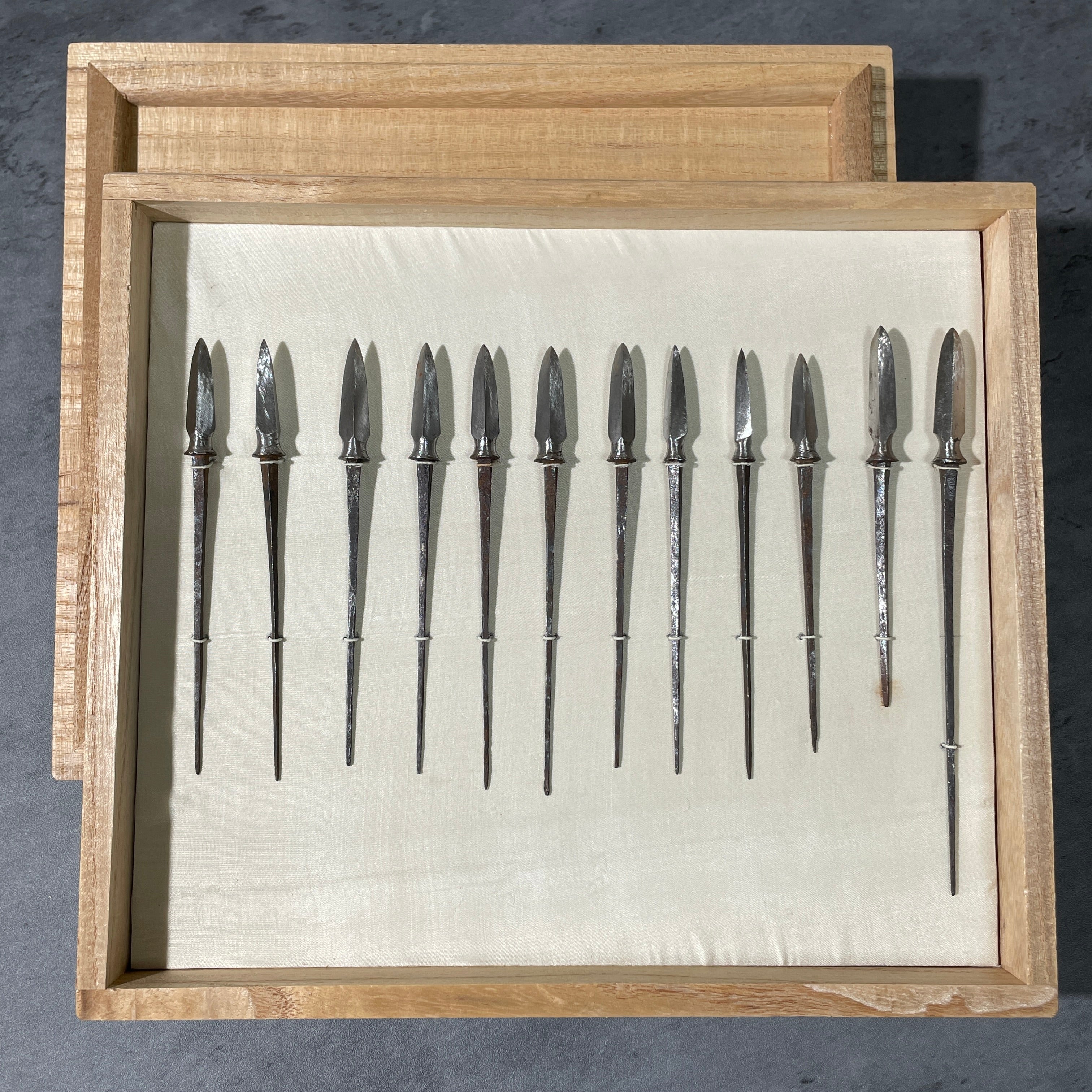 YAJIRI x 12 鏃 Samurai Arrowhead, Edo period, with BOX – Tokyo Sword